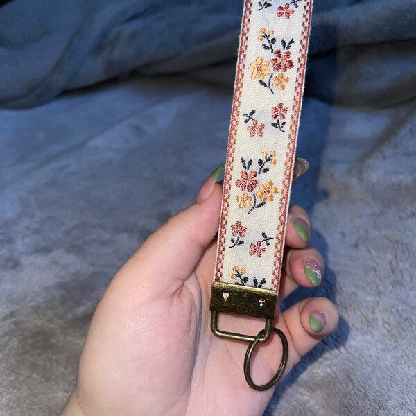 Vintage Floral Key Wristlet - Key Fob, Gifts for Women, Stocking ...
