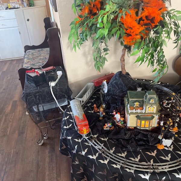 Three HO Scale DC Power Packs, 1980s Era. Will Run Tyco,bachmann Other ...