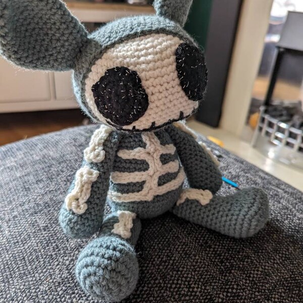 Duo Skeleton Bunny and Bat Crochet Pattern PDF English / French ...