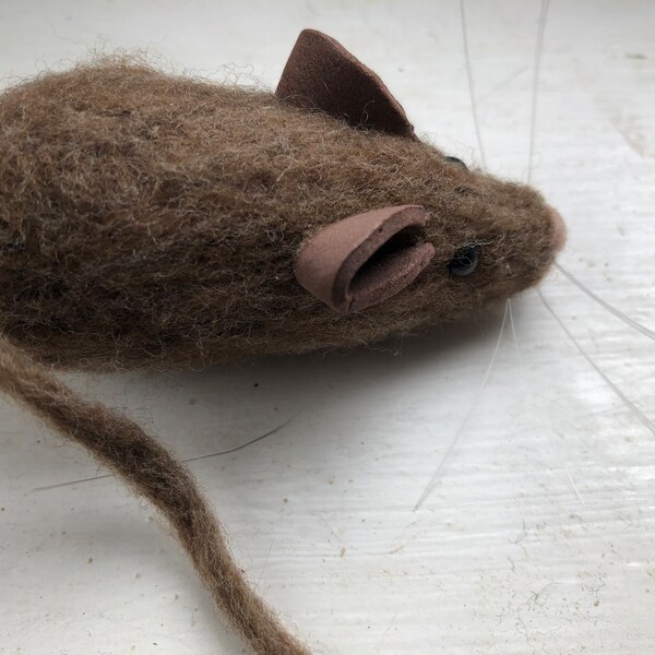 Needle Felted Life Size Mouse, Brown Mouse, Mouse Statue, Fibre Art ...