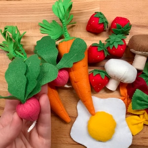 2 Radish Play Food felt Food, Vegetables, Pretend Play Kids Kitchen ...