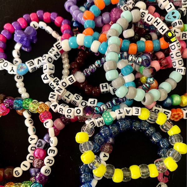 UFO Alien Kandi Bracelet, Alien Lover, UFO Inspired, Sci-fi - Etsy