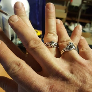 Claddagh Ring Skeleton Hand Sterling Silver 925 12 Mm.h - Etsy