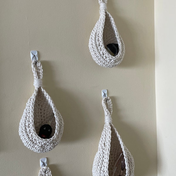Free Crochet Pattern: Teardrop Hanging Baskets (DIY Tutorial Quick Easy ...