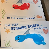 ANZAC Remembrance Day / Handprint Art / Lest We Forget / Poppy Flower ...