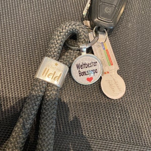 Personalisierter Button Schulkind mit Name und Superheldin für Mädchen als Geschenk zur ...