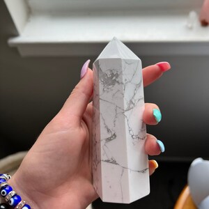 Large White Howlite Crystal Tower - Etsy