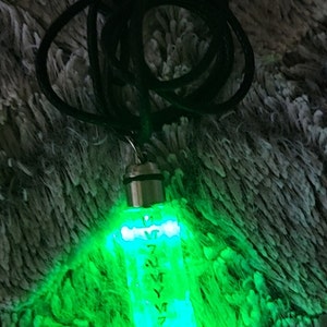 Star Wars Lightsaber Kyber Crystal 100 % Handcrafted Glowing - Etsy