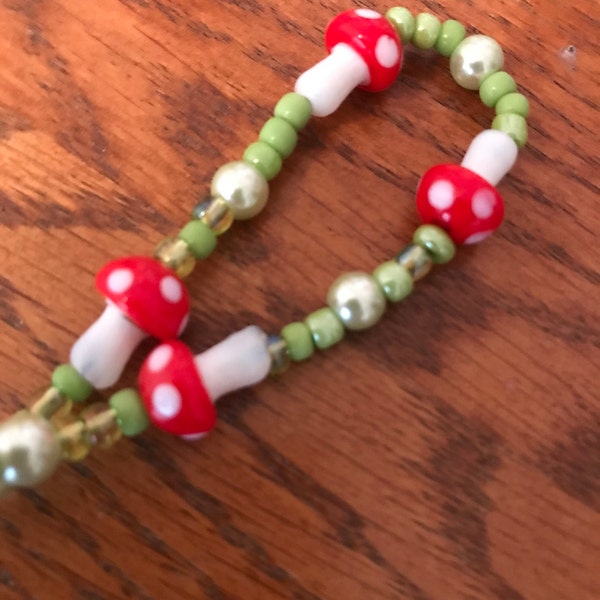 Red Mushroom Cottagecore Phone Charm - Beaded Phone Wristlet - Etsy