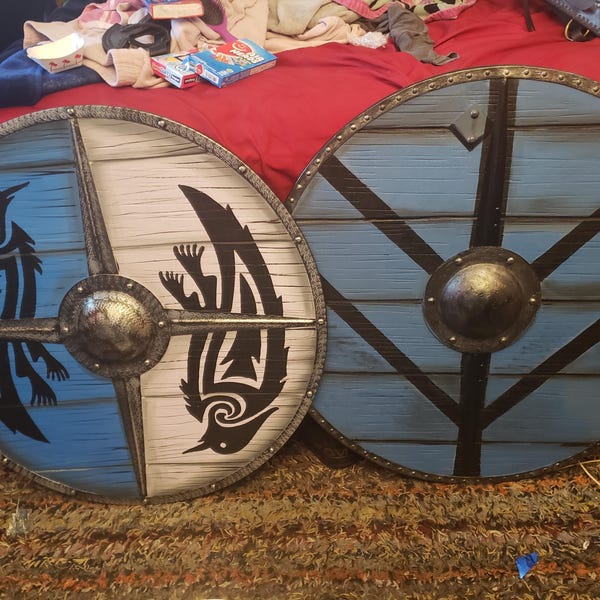 Norse Shield Viking Caved Shield | Ragnar Viking Shield | Wall Décor ...