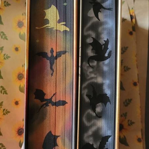 A Court of Thorns and Roses Dust Jacket Set | ACOTAR Merch | SJM Books ...