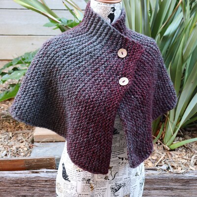 PDF Knitting Pattern Brianna's Capelet Outlander Season 4 Cape, Drums ...