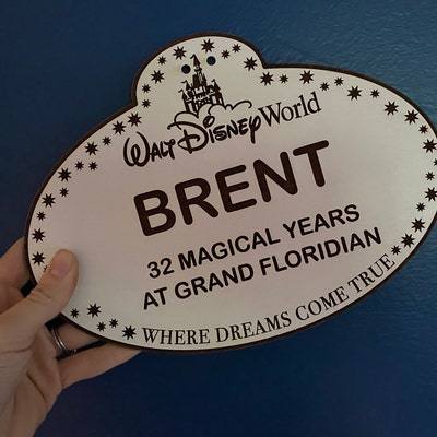 Disneyworld Cast Member Name Tag SVG Disneyworld Employee Tag Cut File ...