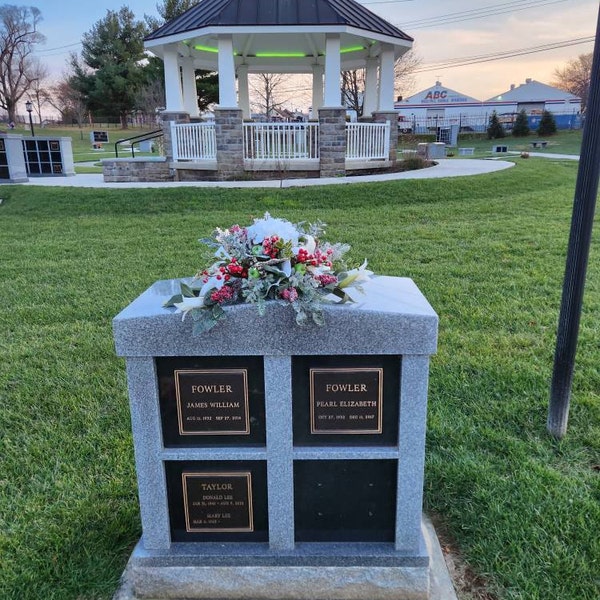 Aluminum Headstone Saddle Saver, Floral Anchor for Monument Flowers ...