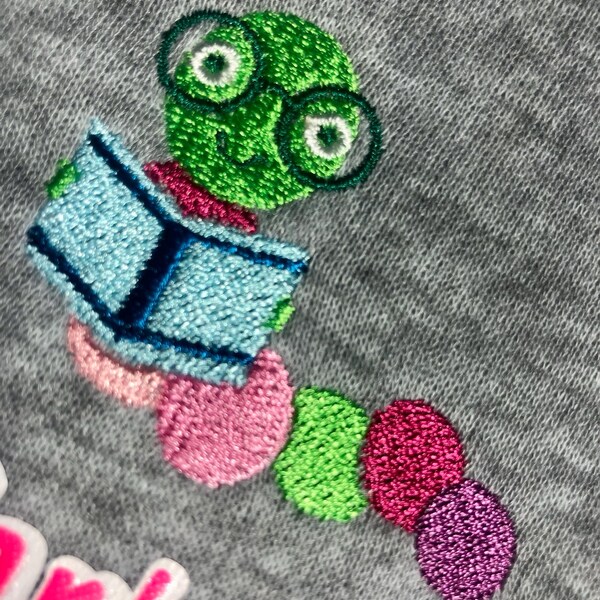 Bookworm - Machine Embroidery Design - Etsy