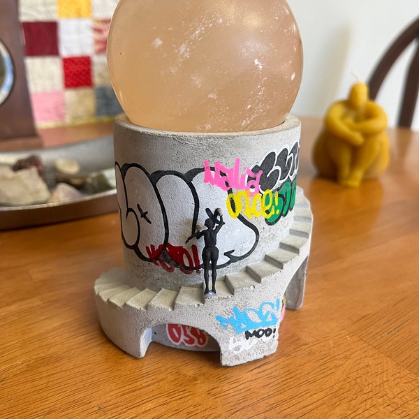 Graffiti Planter / Graffiti / Custom Art / Custom Gift / Unique Planter ...