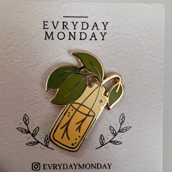 Flower Butterfly Enamel Pin Backpack Cute Pin Gift Ideas Cute Pins for ...