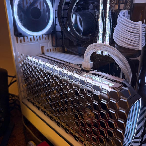 Hyte Y60 Custom Vented Side Panel - Etsy