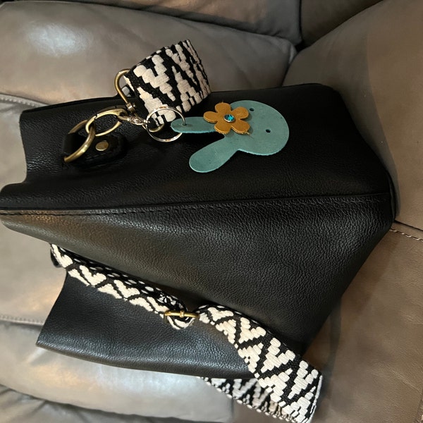 Peeps Leather Bunny Rabbit and Flower Keyring Purse Charm, Bag Clip on ...