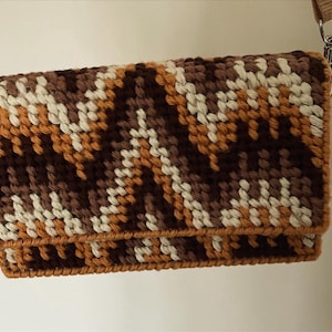 Macramé Animal Art 1970s Macrame Pattern Book 70s Vintage Raccoon Panda ...