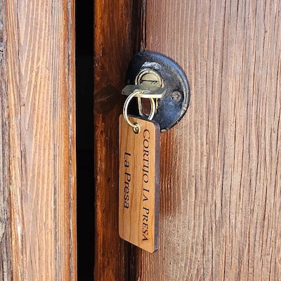Quality Personalised Key Fobs large Hotel-guesthouse-office-business ...