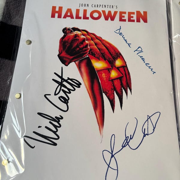 The Vampire Diaries Series Finale TV Script With Signatures Autographs ...