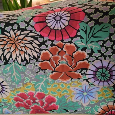 Kaffe Fassett Fabric Dream GP148 Grey Gray Black Floral - Etsy