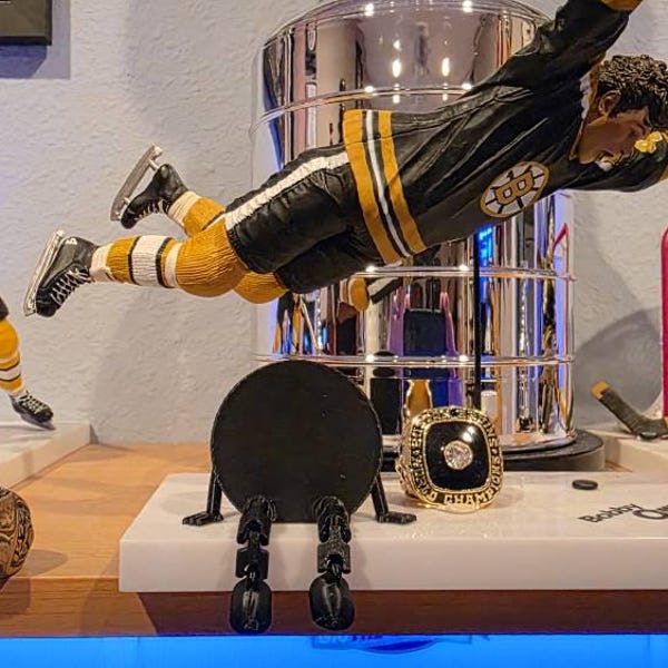Hockey Desk Decor - Hockey Puck Buddy - Fun Hockey Gift - 3D Printed - Etsy