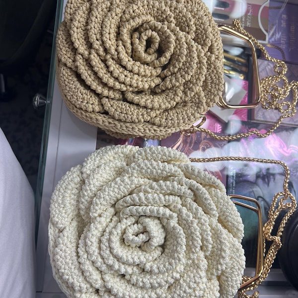 Crochet Raffia Oyster Shell Bag | Pearly Mussel Crossbody Bag | Knitted ...