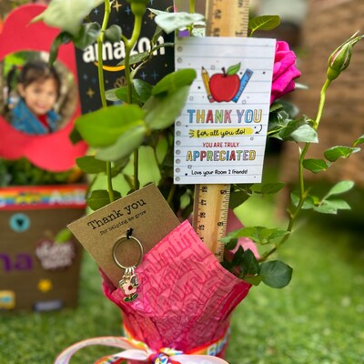 End of Year Teacher Gift Card Holder Summer Thank You Gift - Etsy