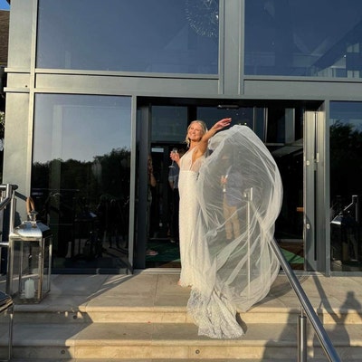 Rio Open Front Horsehair Detachable Train, Removable Train With ...