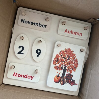 Wooden Calendar / English Calendar - Etsy
