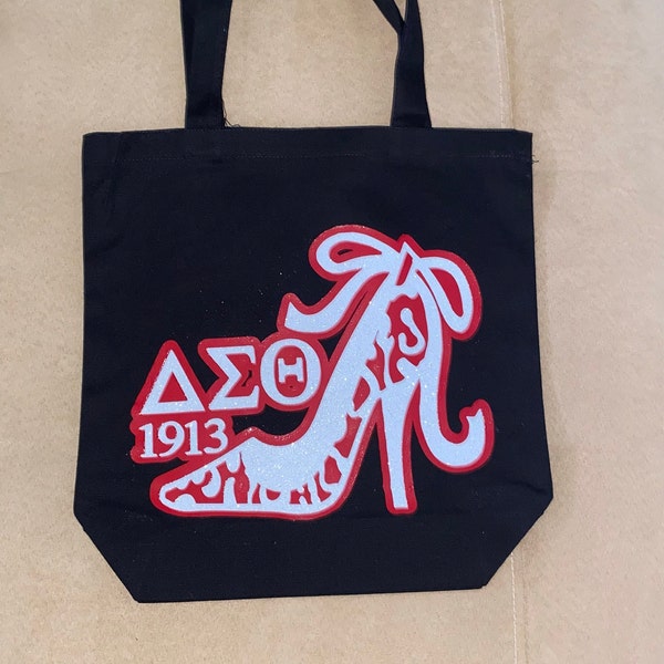 Delta Sigma Theta Puzzle Shoe Cut File, Silhouette,cricut, Jpeg, Svg ...