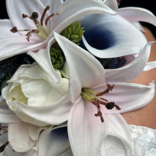 Real Touch Artificial Royal Blue White Ivory Calla Lilies Rose Tiger ...