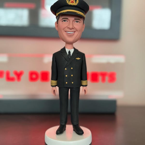 Custom Pilot Bobblehead, Personalized Bobble Head as Captain Retirement ...