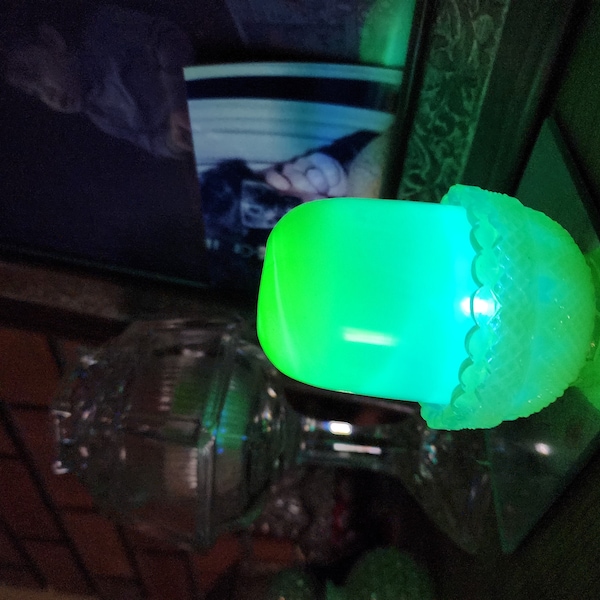 Blacklight UV LED Light Pod Single Color Blue Red Ultraviolet Portable ...