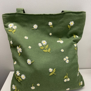 Hand Embroidered Daisy Linen Bag, Cute Small Daisies Embroidery Market ...