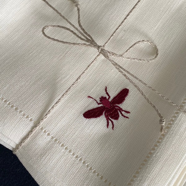 Linen Dinner Napkin With Lily Embroidery, Embroidered Napkin, White ...