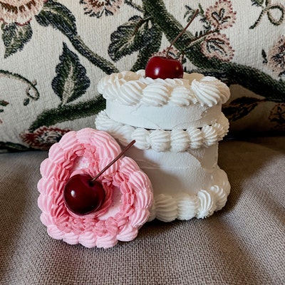 Heart Shaped Cake Box - Etsy