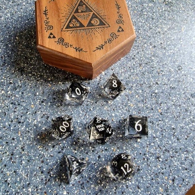 Floating Green Pupil Dragon's Eye Liquid Core Dice Set - Etsy