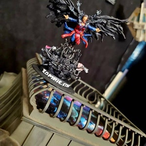 Raven Queen 32mm Scale Alien Miniature RPG Sci Fi Cyberpunk Role ...