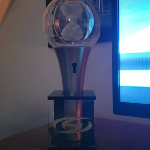 Lightstick Stand - Custom Lightstick Holder - Lightiny Holder ...