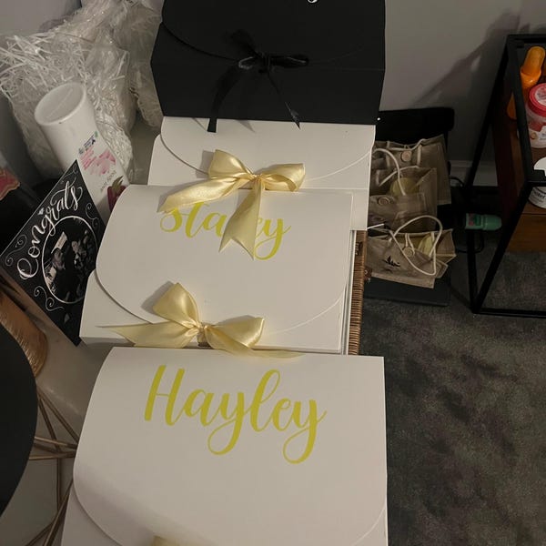 Welcome Flower Box Sign Vinyl Decals Wedding Flower Box Sign Vinyl ...