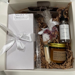 Selfcare Gift Box for Mom Pampering Box for New Mom Spa Kit - Etsy