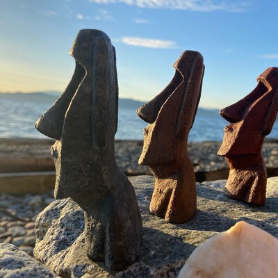 Miniature Easter Island Moai Statue Raw Umber - Etsy