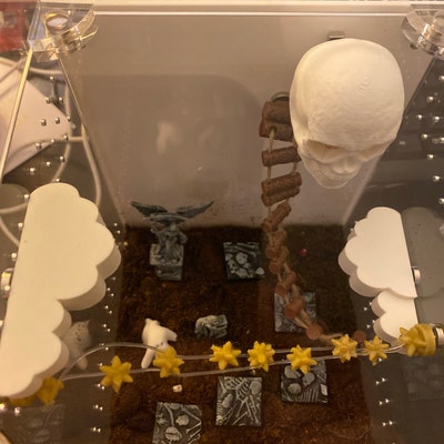 Graveyard 8 Mausoleum Tomb Moss Gravestone Skull Statue / - Etsy