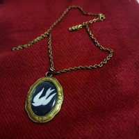 Bioshock Infinite Bird/cage Necklace - Etsy UK