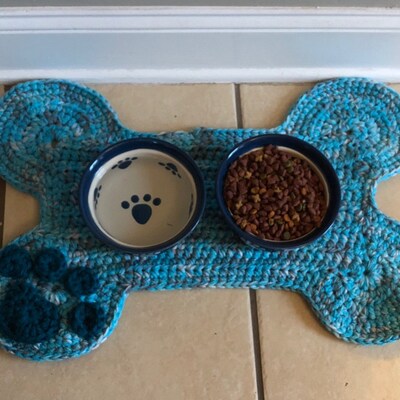 Crochet PATTERN Dog Bone Pet Placemat, Dog Mat With Paw Print, Pet Food ...