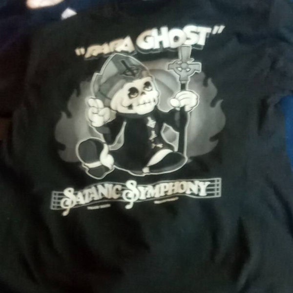 Morrigan Vampire Creepy Cute Pastel Goth Geek Gift Shirt Vintage Arcade ...