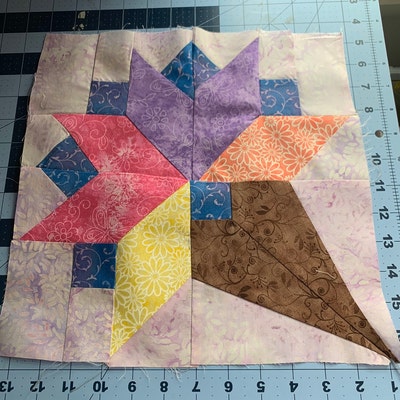 Floral Bouquet Quilt Block Pattern Download - Etsy